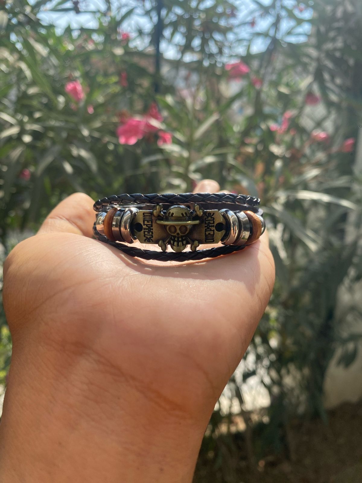 Pulsera Mugiwara con Botones – One Piece Perú